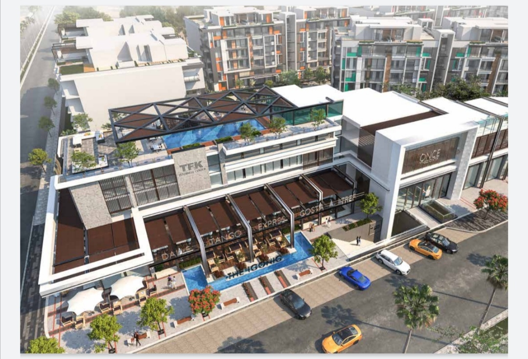 Book a commercial unit 70 meter in Iconic Plaza project New Cairo - Luxury Compounds For sale